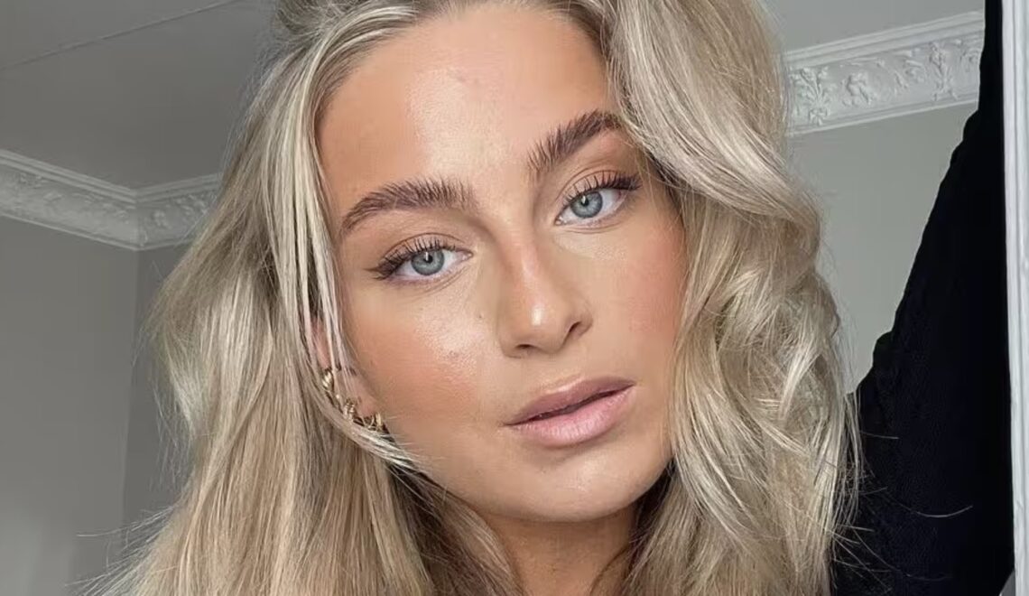 Ajax-doelman Jay Gorter scoort eindelijk, maar dit keer buiten het veld